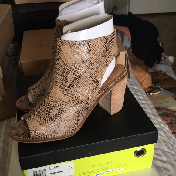 Very Volatile | Shoes | Very Volatile Sutton Heels | Poshmark